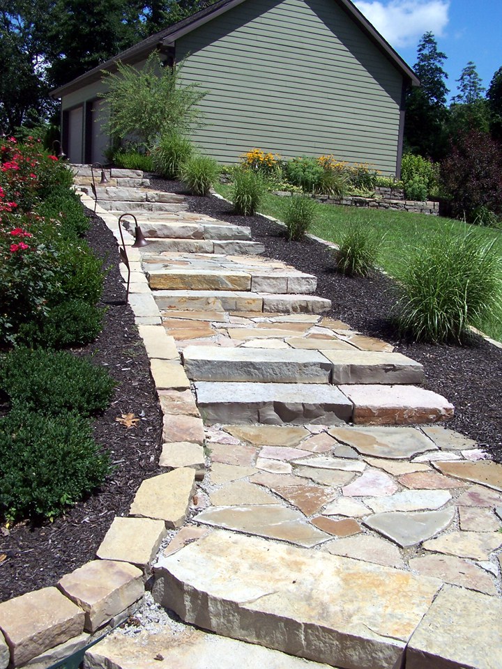 Stone Steps 2 - Goetz LandscapingGoetz Landscaping
