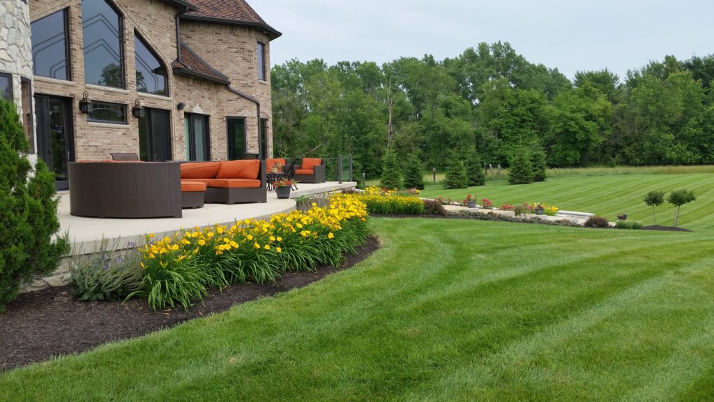 Northwest Indiana Landscaping Maintenance | Valparaiso Lawn ... Northwest Indiana Landscaping Maintenance | Valparaiso Lawn ...